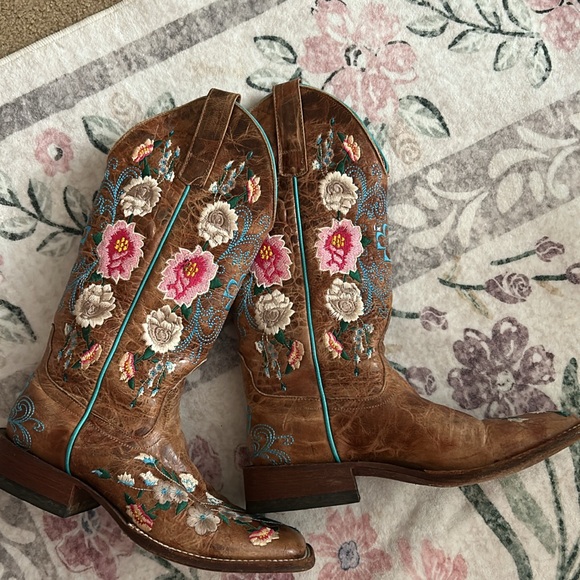 Macie Bean | Shoes | Macie Bean Boots | Poshmark
